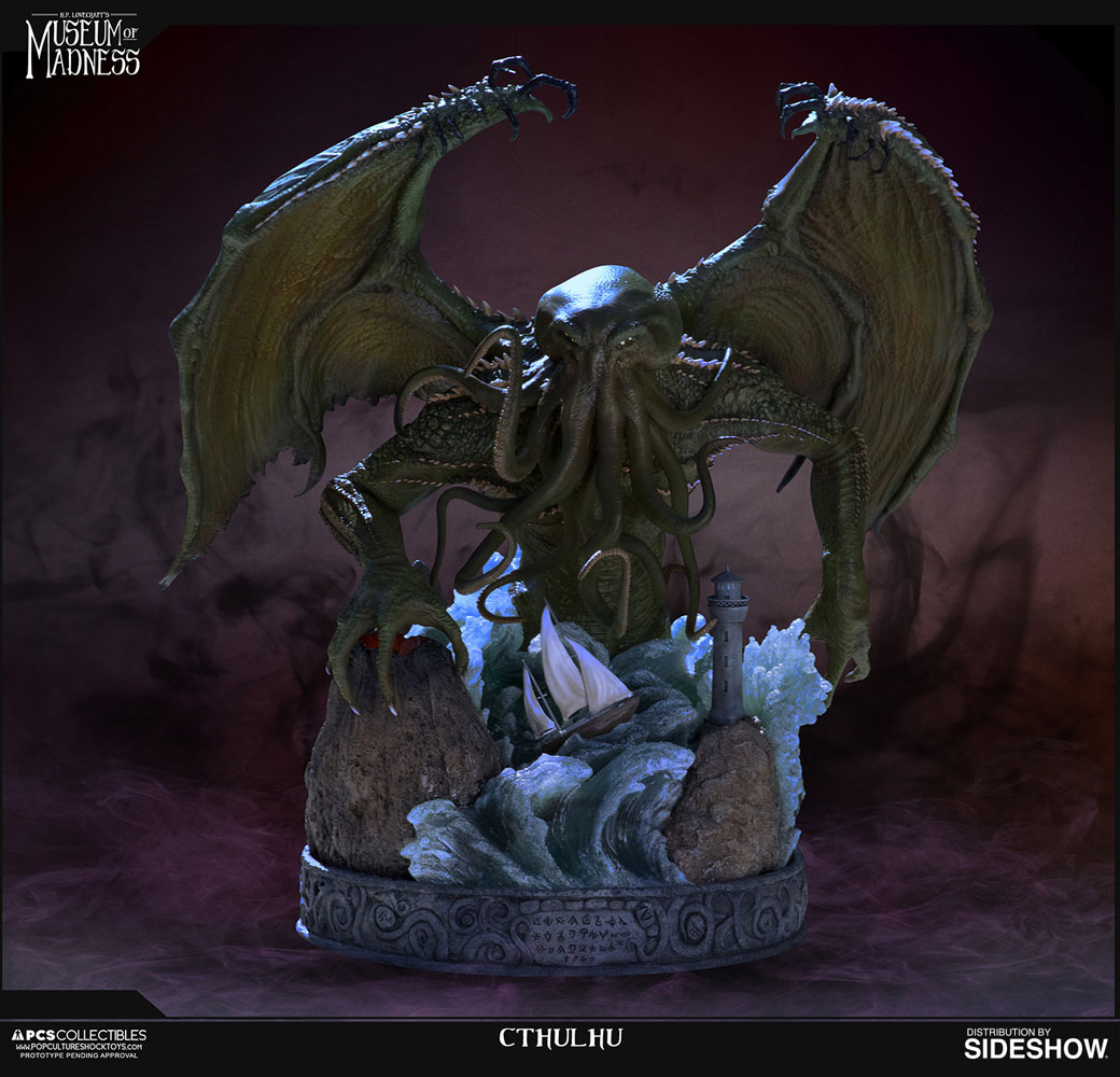 Cthulhu rising statue